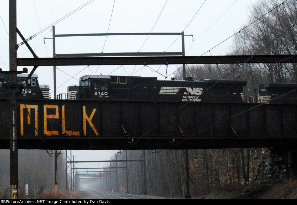 NS C40-8 8740 on 24K